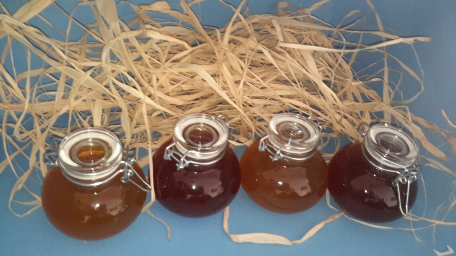 Real honey - raw honey - pure honey